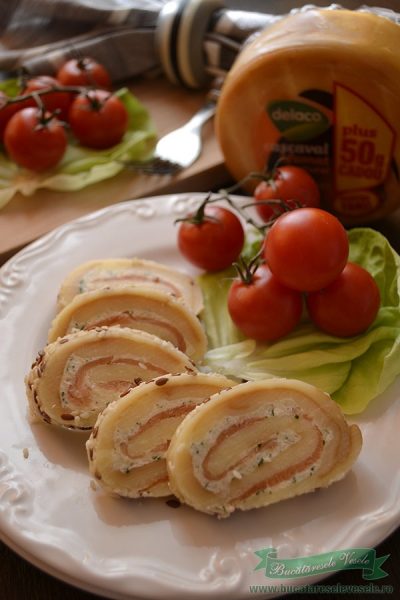 Rulada de Cascaval Afumat cu Somon - Bucataresele Vesele