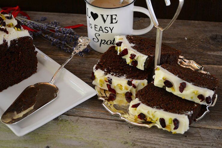 Chec cu pudra de roscove si merisoare - Bucataresele Vesele