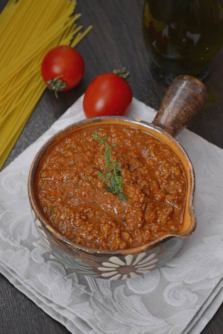 Sos ragu bolognese, reteta italiana - Bucataresele Vesele